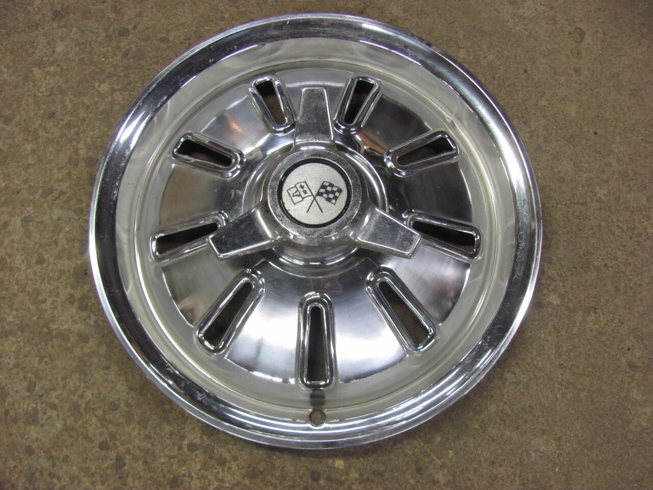 Original 1964 64 Corvette Hubcaps Set Unfrosted Driver Survivor Set of ...