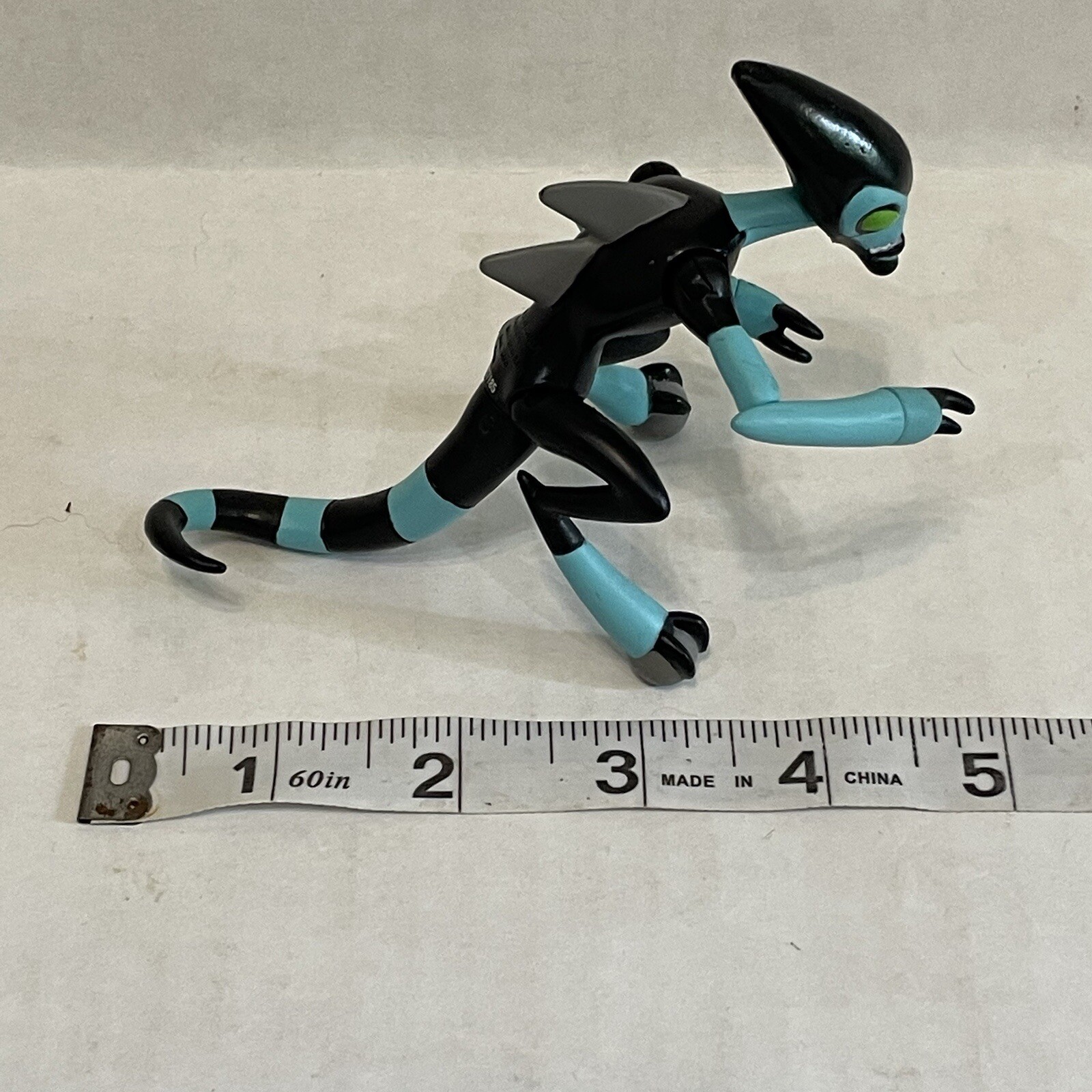 Ben 10 XLR8 Action Figure 2017 Playmates Toys Cartoon Network 4" Alien ...