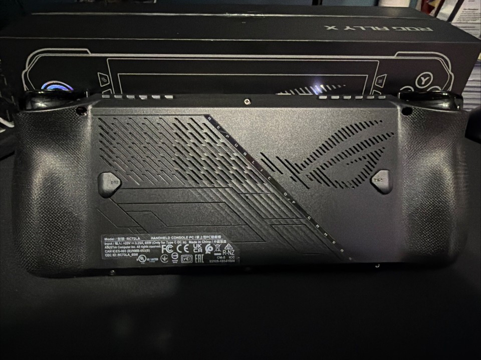 ASUS ROG Ally X 7" 120Hz FHD Gaming Handheld AMD Ryzen Z1 Extreme 24GB ...