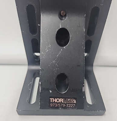 ThorLabs 973/579-7227 Mounting Bracket/Knee w/ X-Stage and Micrometer ...