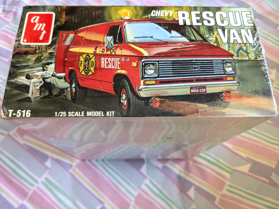 L@@K! **RARE **FACTORY-SEALED **ORIGINAL VINTAGE AMT CHEVY RESCUE VAN ...