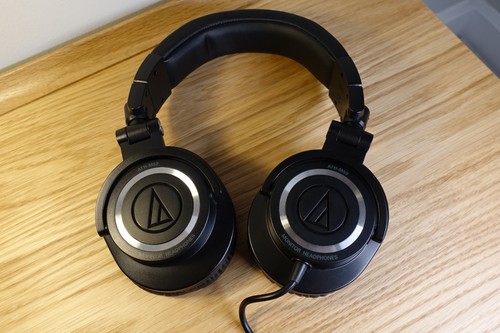 Audio-Technica ATH-M50 Studio Monitor Headphones, Straight Cable ...