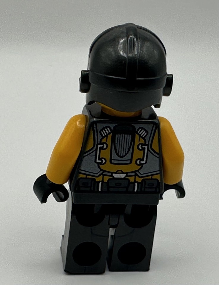 Lego Minifigure AIM Agent - 76164 (sh669) LEGO | eBay