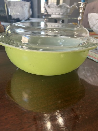 Vintage Pyrex #024 2Quart Lime Green Round Casserole Dish w/Pyrex Lid ...