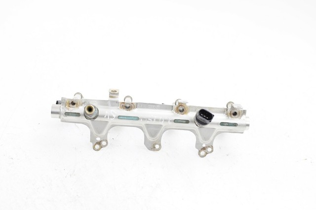 20s005 Fuel Injector Rail 2011 Volkswagen Tiguan 2.0 06J133317M for ...