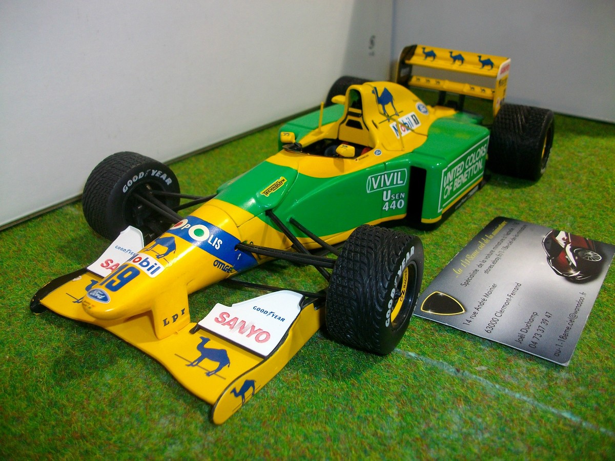 F1 BENETTON d 1992 formule 1 # 19 B192 M.SCHUMACHER au 1/18 F1 BENETTON d 1992 formule 1 # 19 B192 M.SCHUMACHER au 1/18