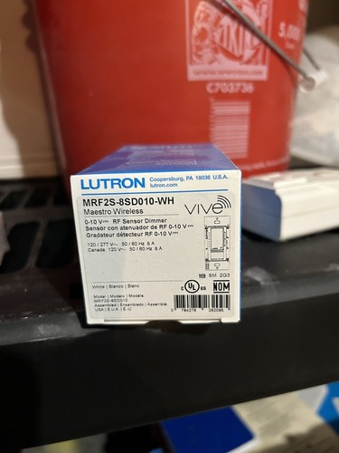 Lutron Vive MRF2S-8SD010-WH Maestro 0-10V Dimmer RF Occ Vac sensor ...