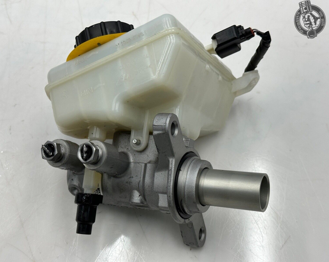 Genuine Jaguar XF Master Cylinder T2H7388 for sale online | eBay