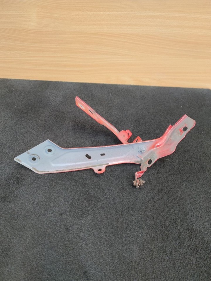 RENAULT MEGANE MK4 XFB ESTATE O/S DRIVER SIDE RIGHT HEADLIGHT MOUNT ...