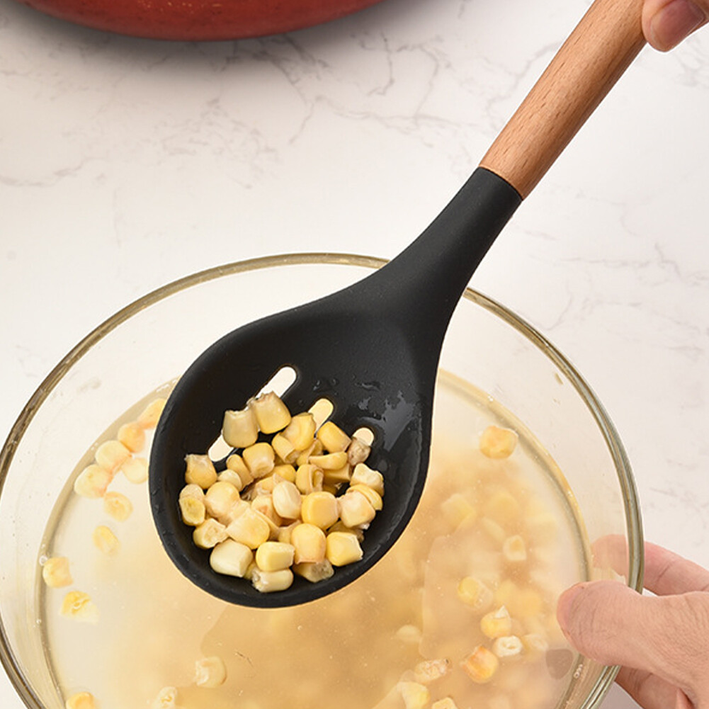 Heat Resistance Kitchen Utensils Set Comfortable Grip With Wooden ...