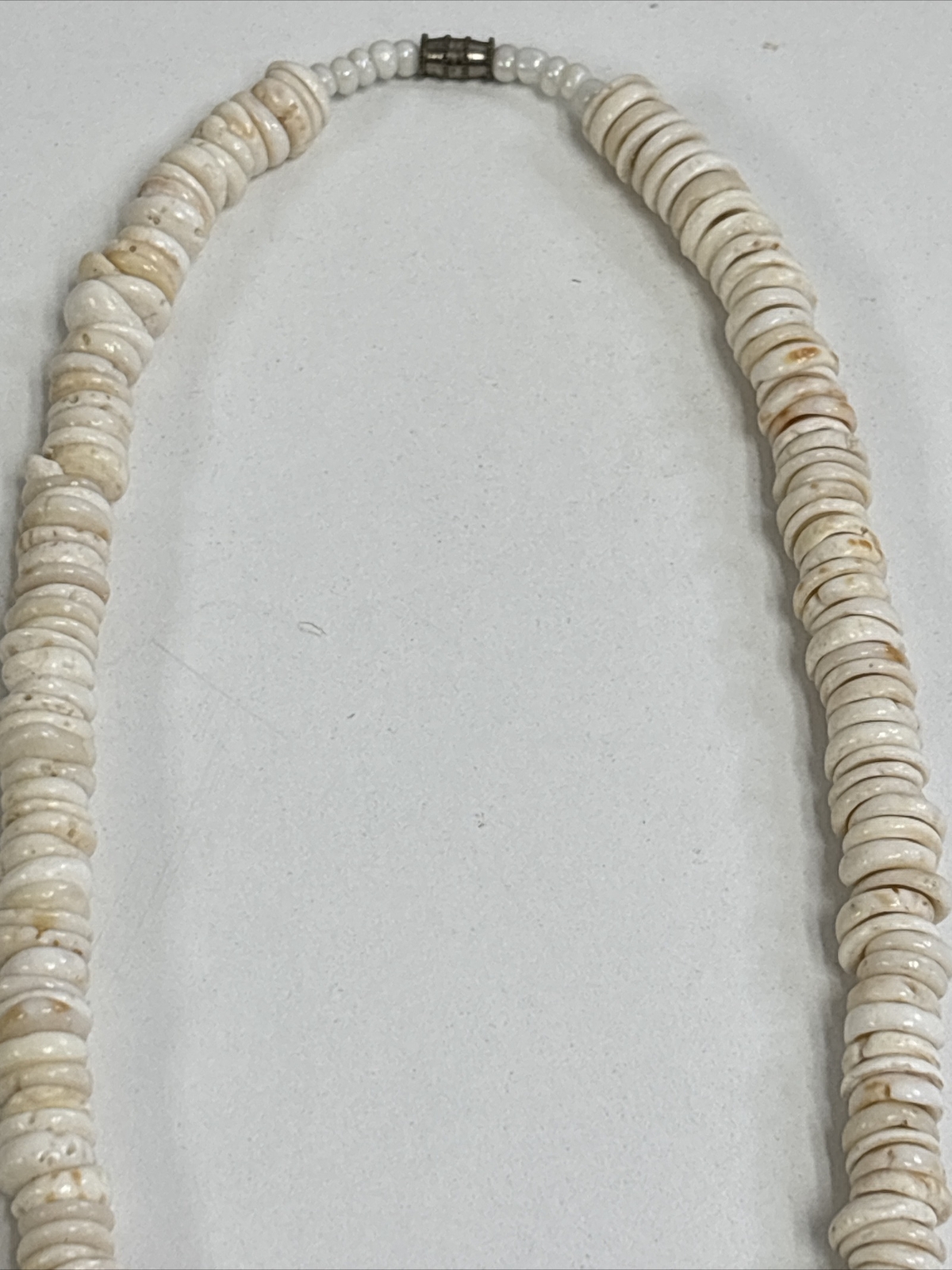 Vintage 1970s Puka Shell Necklace With Barrel Clasp - Gem
