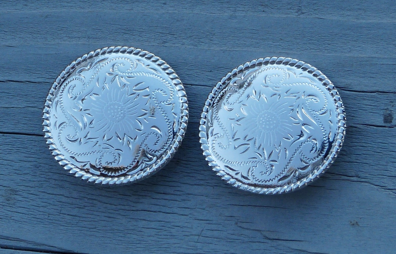 Lot of 2 Engraved Rope Edge Silver Nickel Concho 1-1/2" 3/4" | eBay