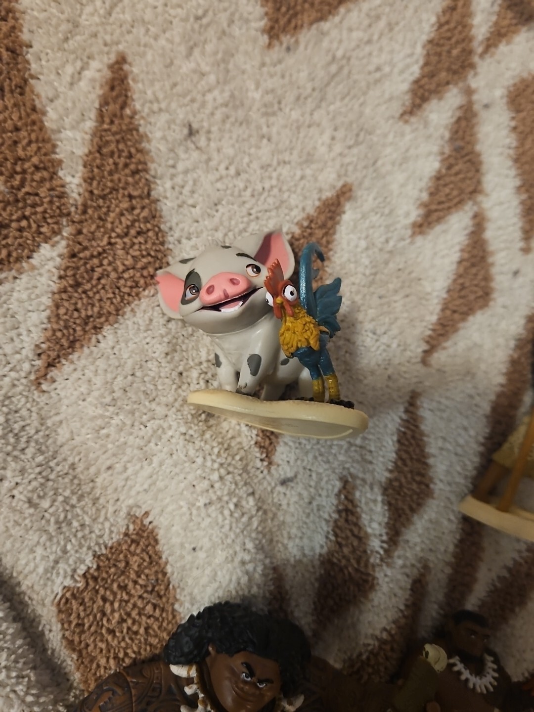 Disney’s Moana Figurines: Moana, Maui, Cheif, Pua & Hei Hei Coconuts ...