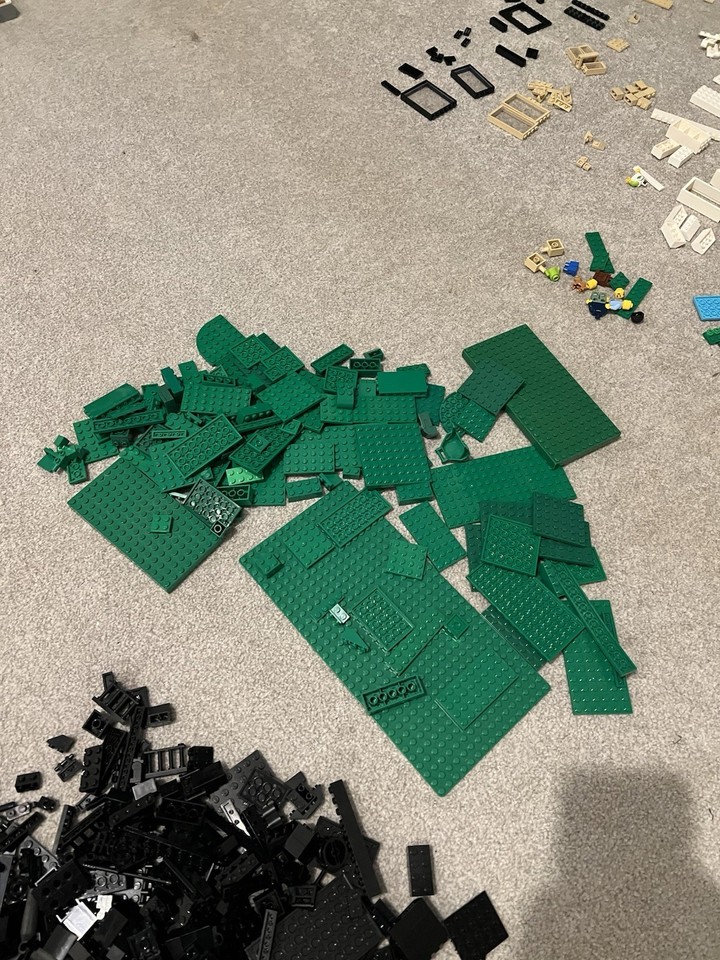 Lego Bundle 15KG 35 Sets with 12 x Minecraft - many mini figures ...