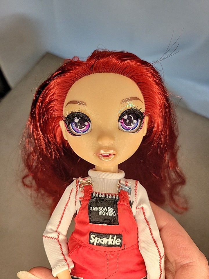 Rainbow High Winter Break Ruby Anderson Fashion Doll - 574286EUC | eBay