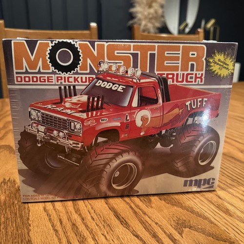 Vintage 1982 MPC Monster Dodge Pickup Truck Tuff Ram 1/25 Model Kit ...