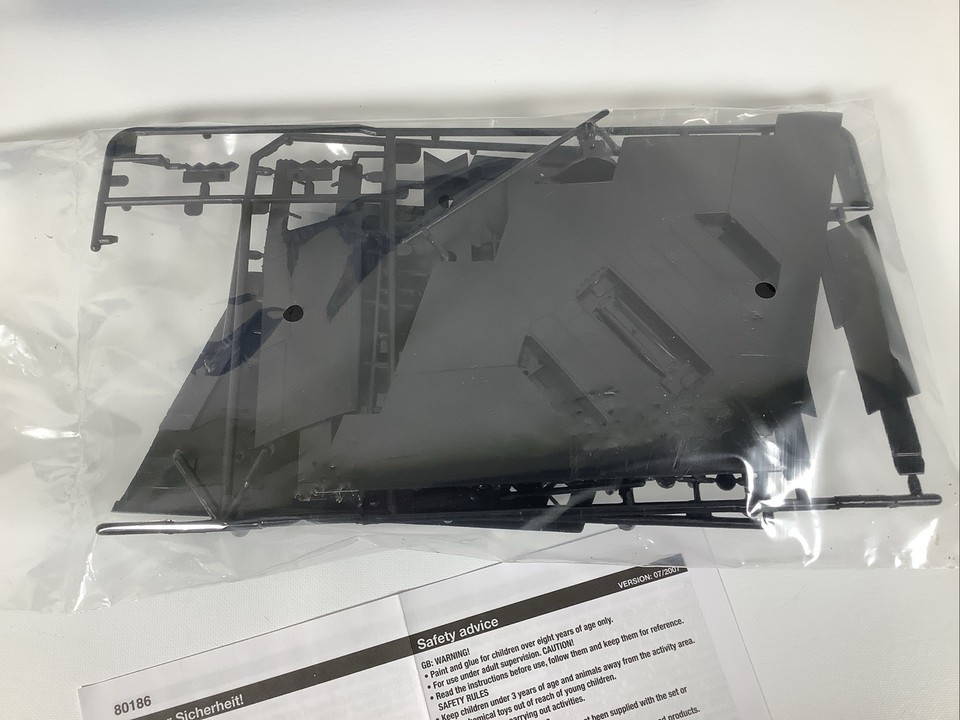 Revell 04070 1:144 B-2 Stealth Bomber Model Kit - OPEN BOX / SEALED BAG ...