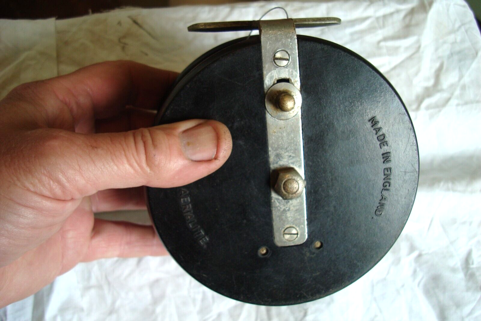 VINTAGE BLACK BAKERLITE FISHING REEL, ALLCOCK AERIALITE, 5 " MADE IN ...