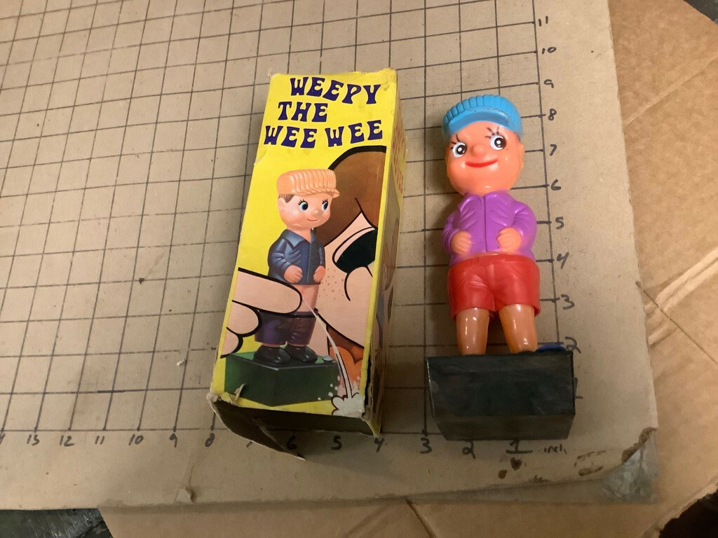 Original: IN BOX -- WEEPY the WEE WEE - works - humor novelty toy ...