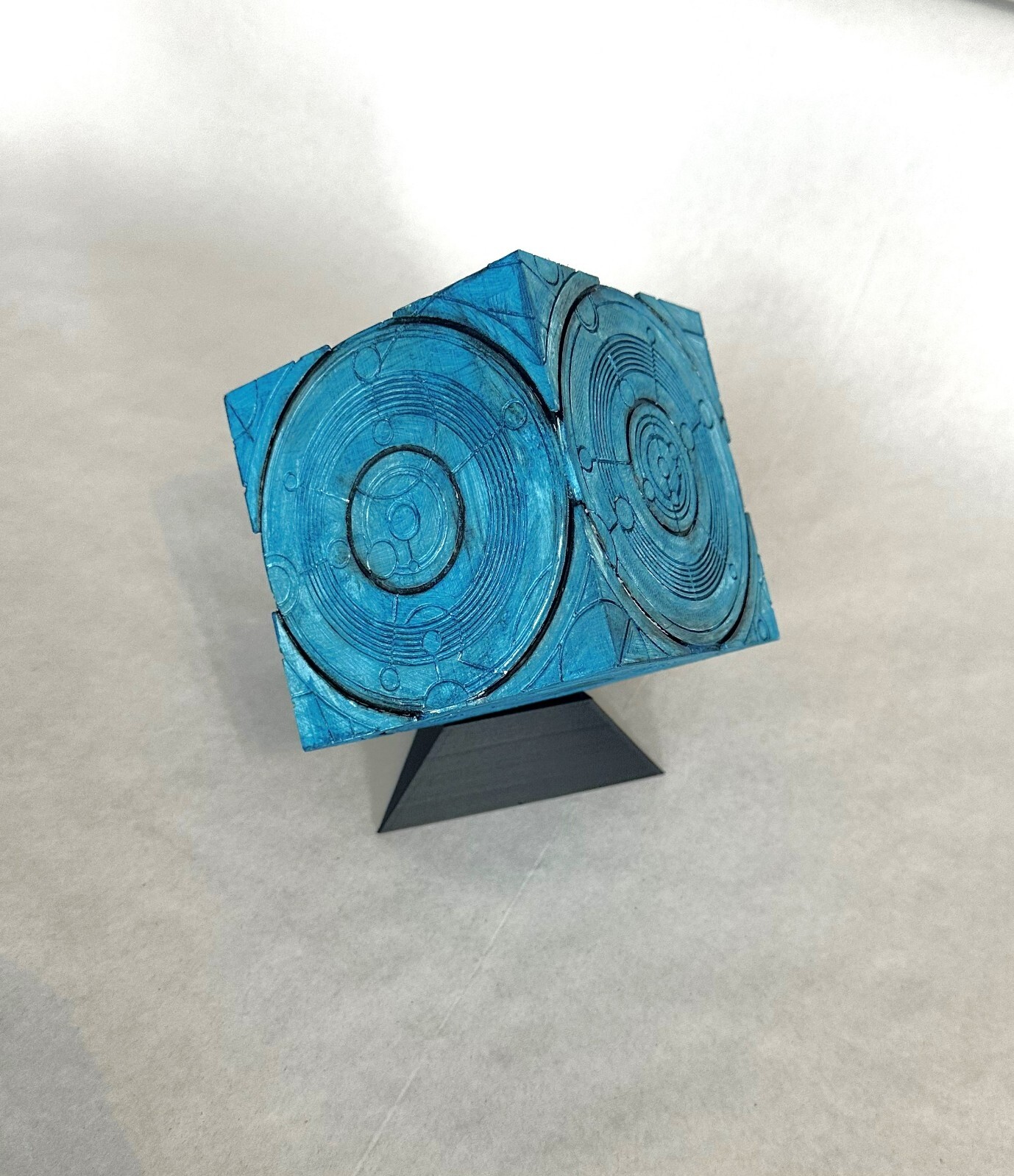 Dr Who The Tardis Siege Mode Cube on Display Stand (painted) | eBay