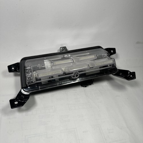 2021-2023 Kia EV6 OEM Rear Center Bumper Mount LED 92405CV320 OEM TAB ...