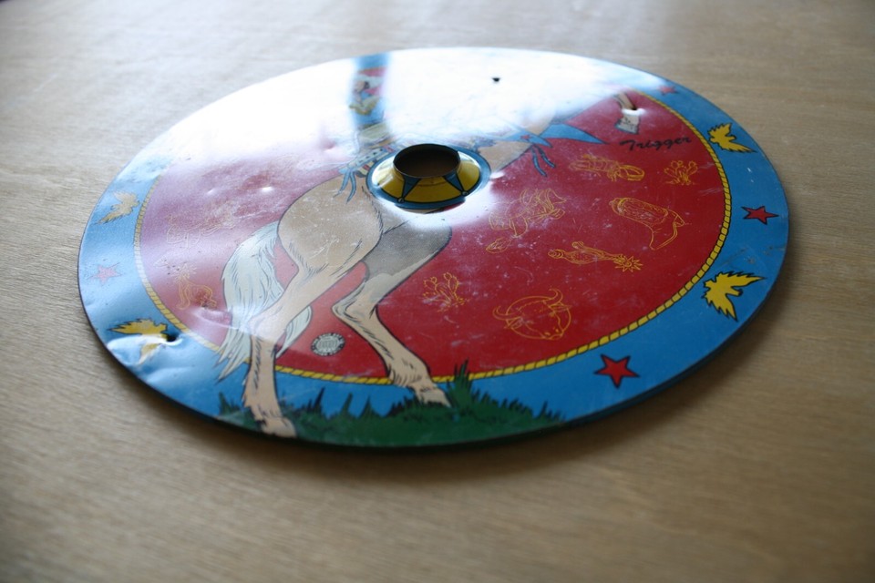 Cowboy Roy Rogers & Trigger Horseshoe 10" Round Tin Target Base 1950's ...