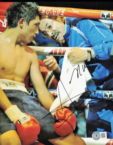 Ignacio Nacho Beristain Autographed 8x10 Photo Trainer Beckett BAS QR # ...