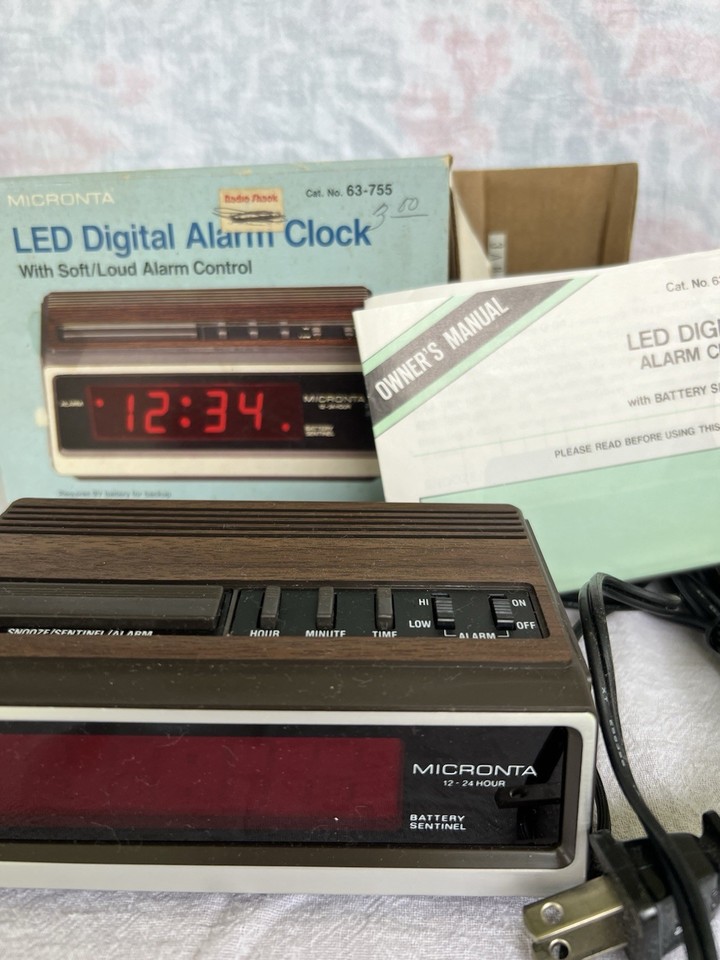 Open In Box Vintage Led Digital Alarm Clock Radio Shack Mictonta No 63 ...