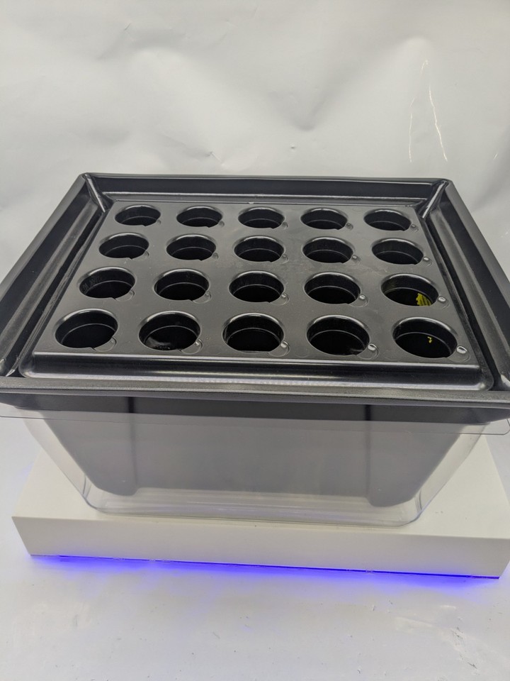 X-Stream Propagator 20 site - Aeroponic Misting Propagator Hydroponics ...