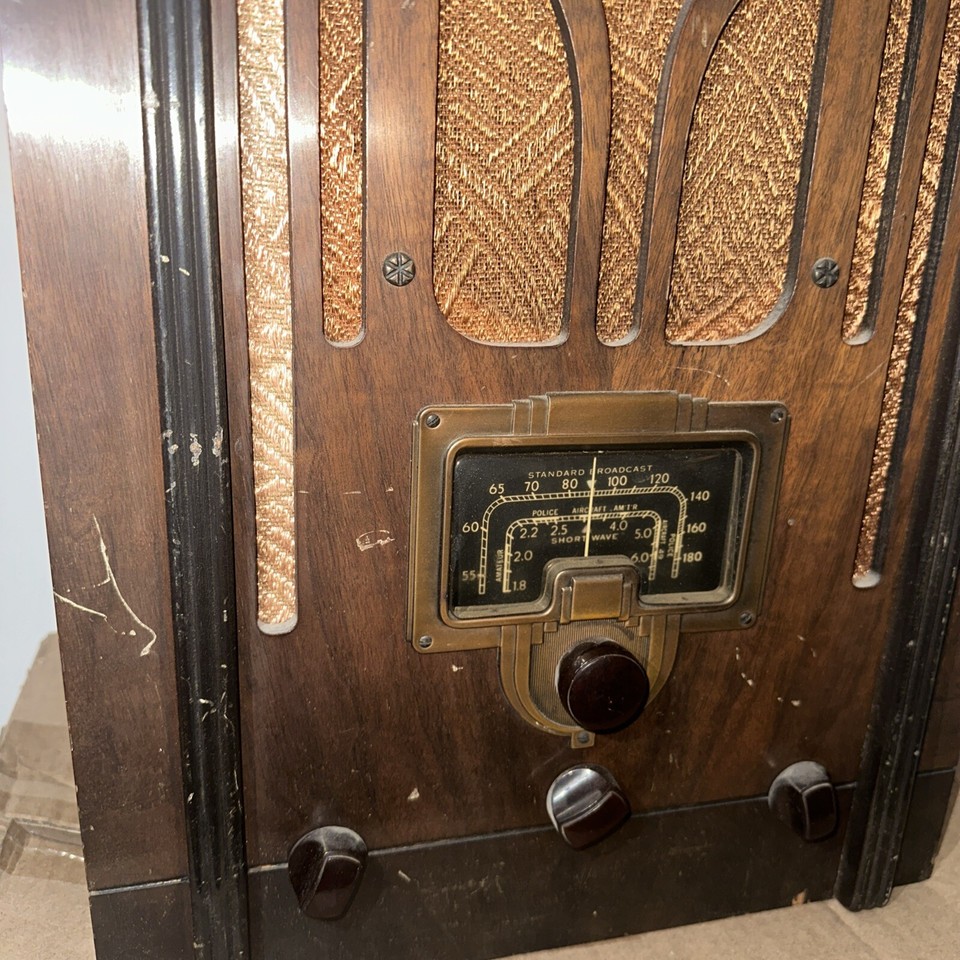 Antique RCA AM/SW Tombstone Tube Radio 5T (1936) | eBay
