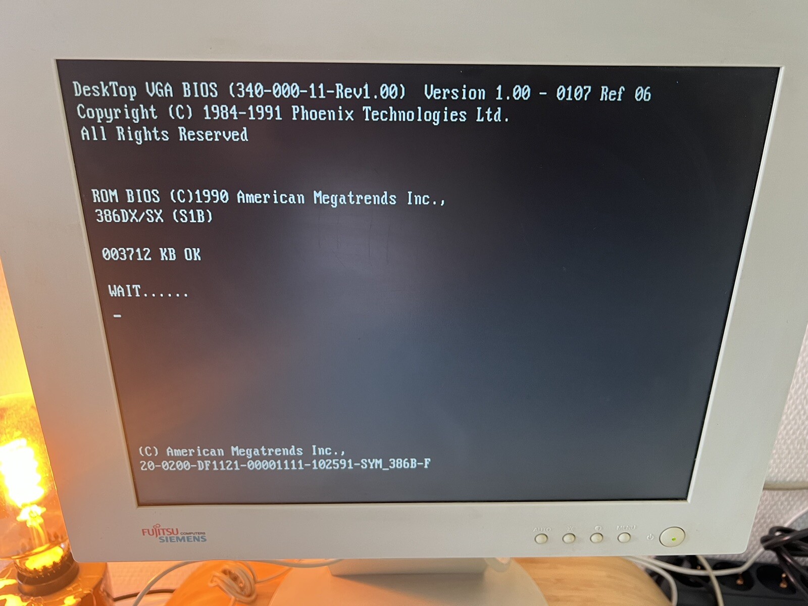 RETRO AMD ESCOM 386 DX/SX Floppy 5.25 3.5 HDD 500MB CDROM Sound & ports ...