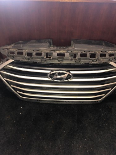 2017 2018 HYUNDAI ELANTRA SEDAN GRILLE W/EMBLEM OEM USED 86350-F3000 | eBay