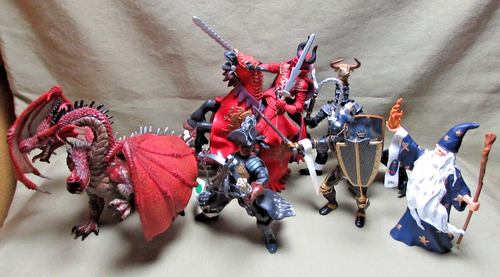 RED HORNED KNIGHT BATTLE HORSE WIZARD PIRATE Figure lot Papo Medieval ...