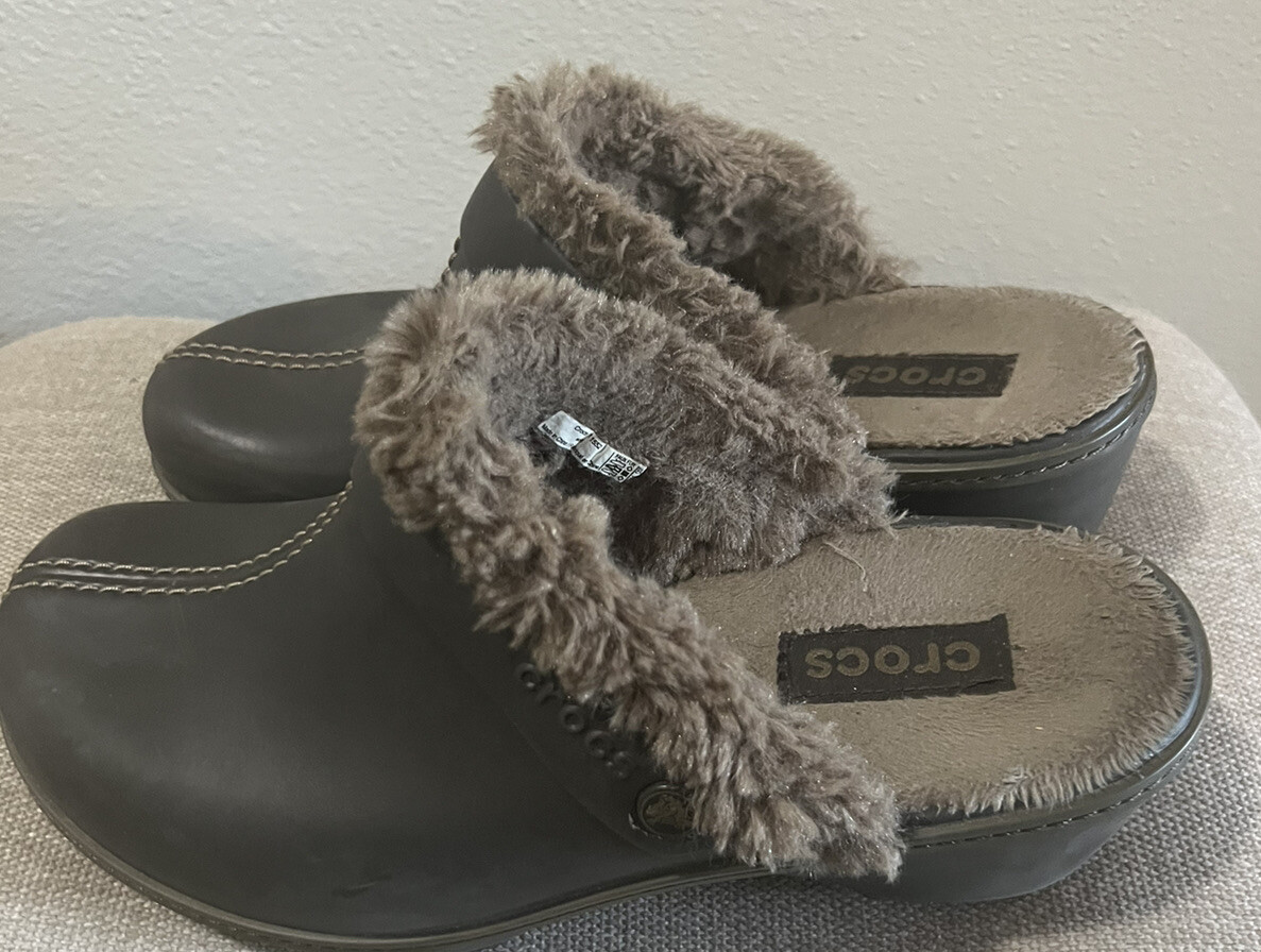 Crocs Cobbler Sherpa Clogs Shoes Womens size 9 W - Gem