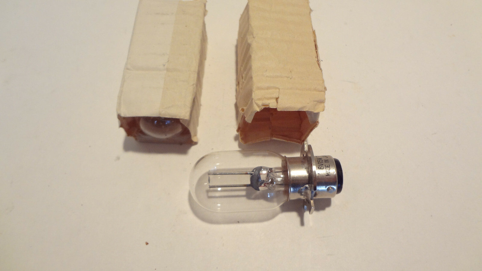 NIKON #77903 BULB 6 VOLT 15 WATT WITH SPECIAL SLOTTED BASE QTY (2) NEW ...