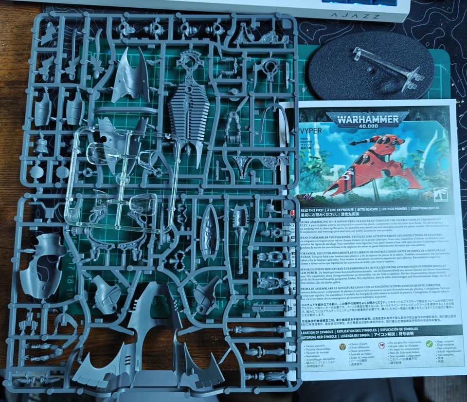 Warhammer 40K - Aeldari/Eldar - Vyper/Starfang new on frame | eBay UK