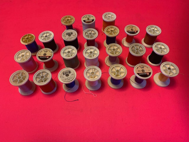 GUDEBROD FISHING ROD WRAPPING THREAD GIGANTIC LOT OF 24 450 YARD SPOOLS ...