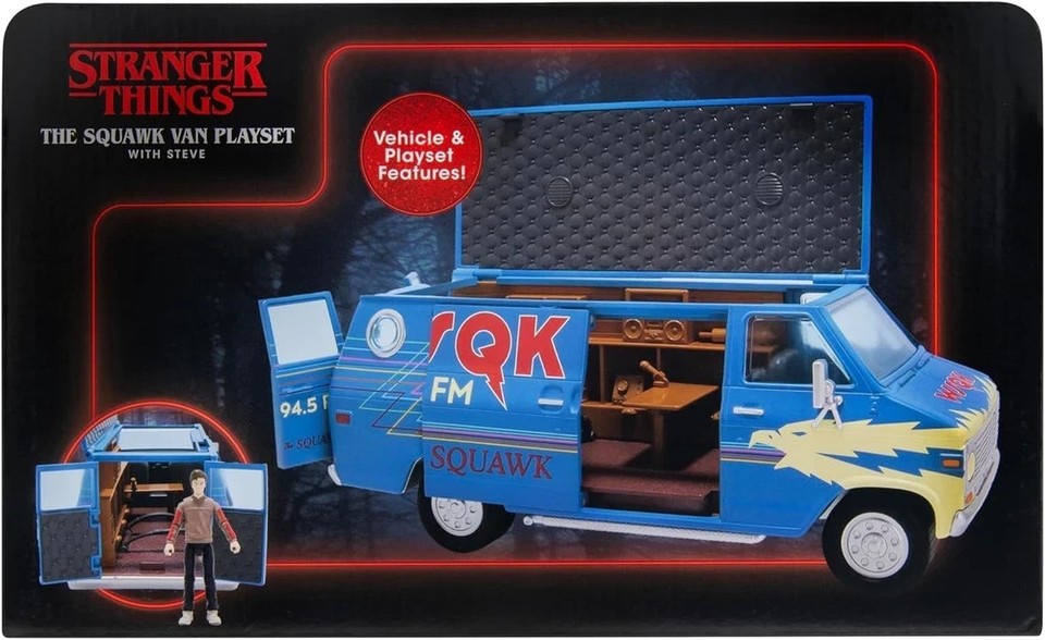 Stranger Things WSQK Van Playset 8" Vehicle with Lights & Sounds Plus 4 ...