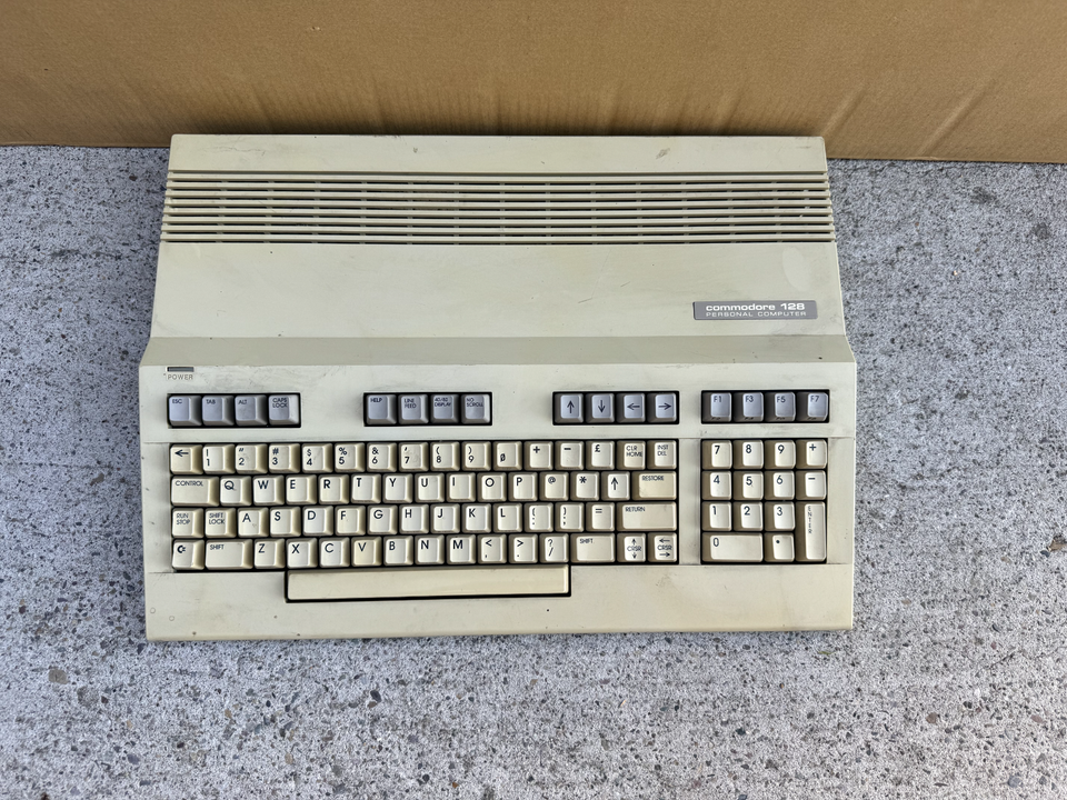 Vintage 1984 Commodore Home Computer 128 Monitor Model 1702 Printer ...