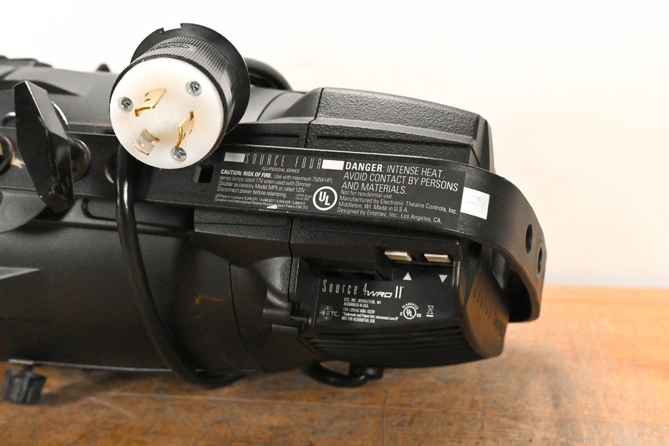 ETC Source Four 750 26 Degree Leko with Source 4WRD II LED Light Engine ...