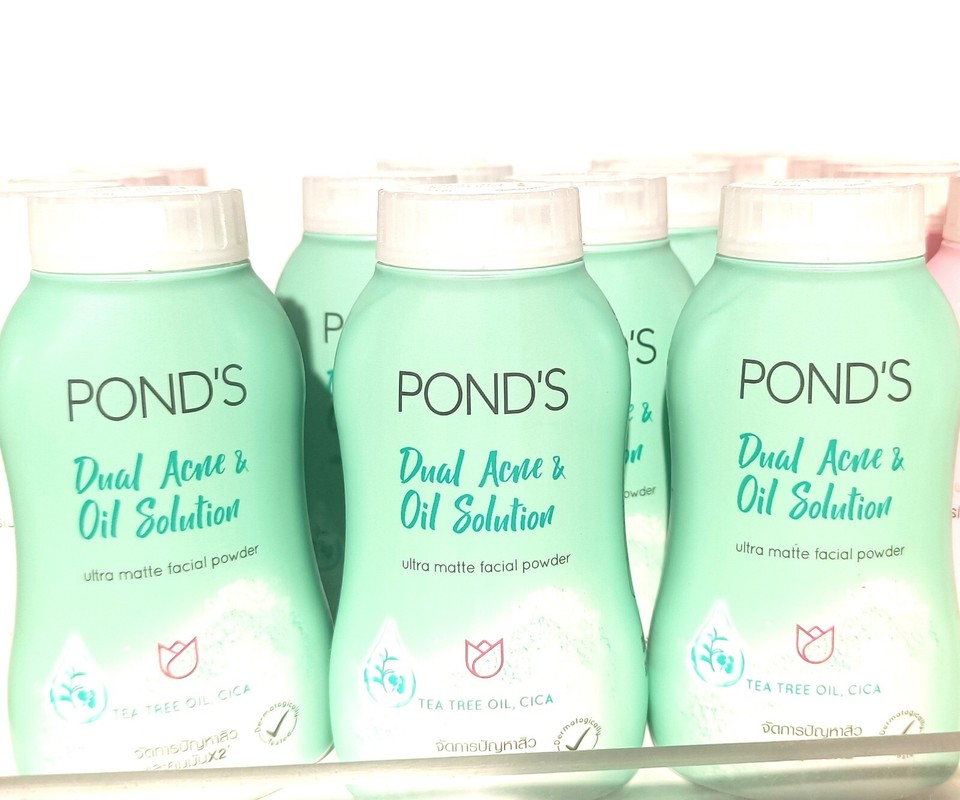 Oil Blemish Control Plus Double UV Protection POND'S BLUE Magic Powder ...