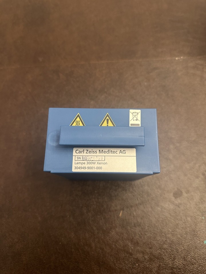 Zeiss Opmi Vario 700 Lamp Container 300W Xenon 304949-9001. 499 Hours ...