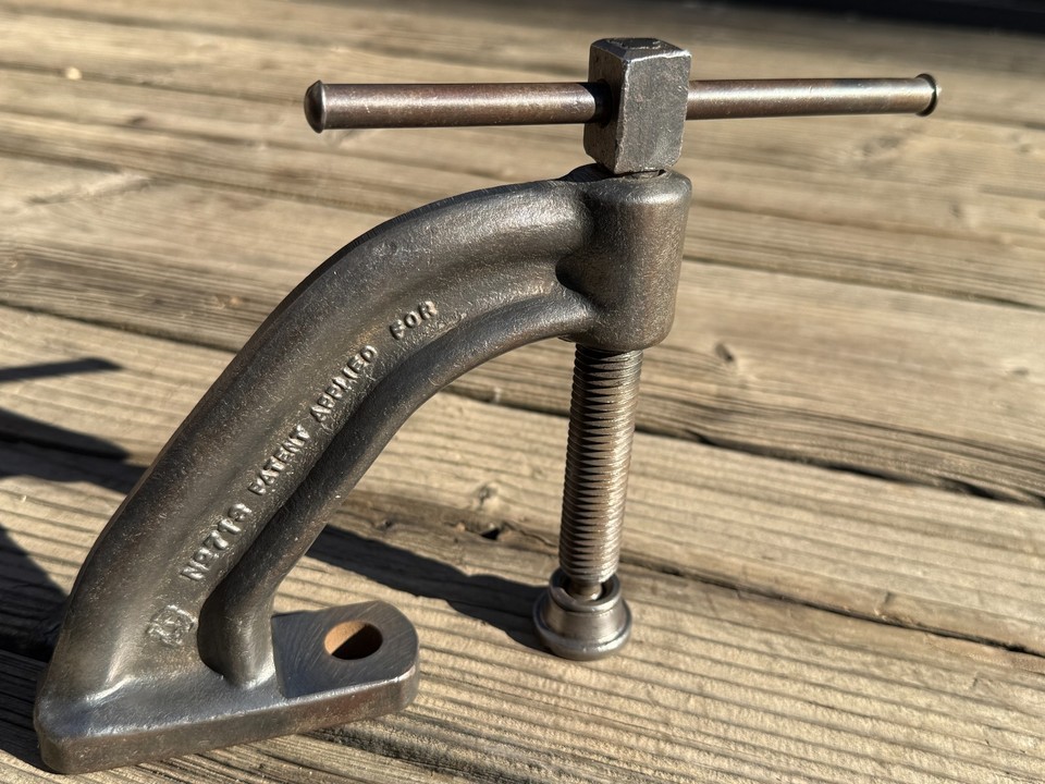 Armstrong USA 713 Bench Mount Clamp Welding Milling Fixture Vise MINT ...