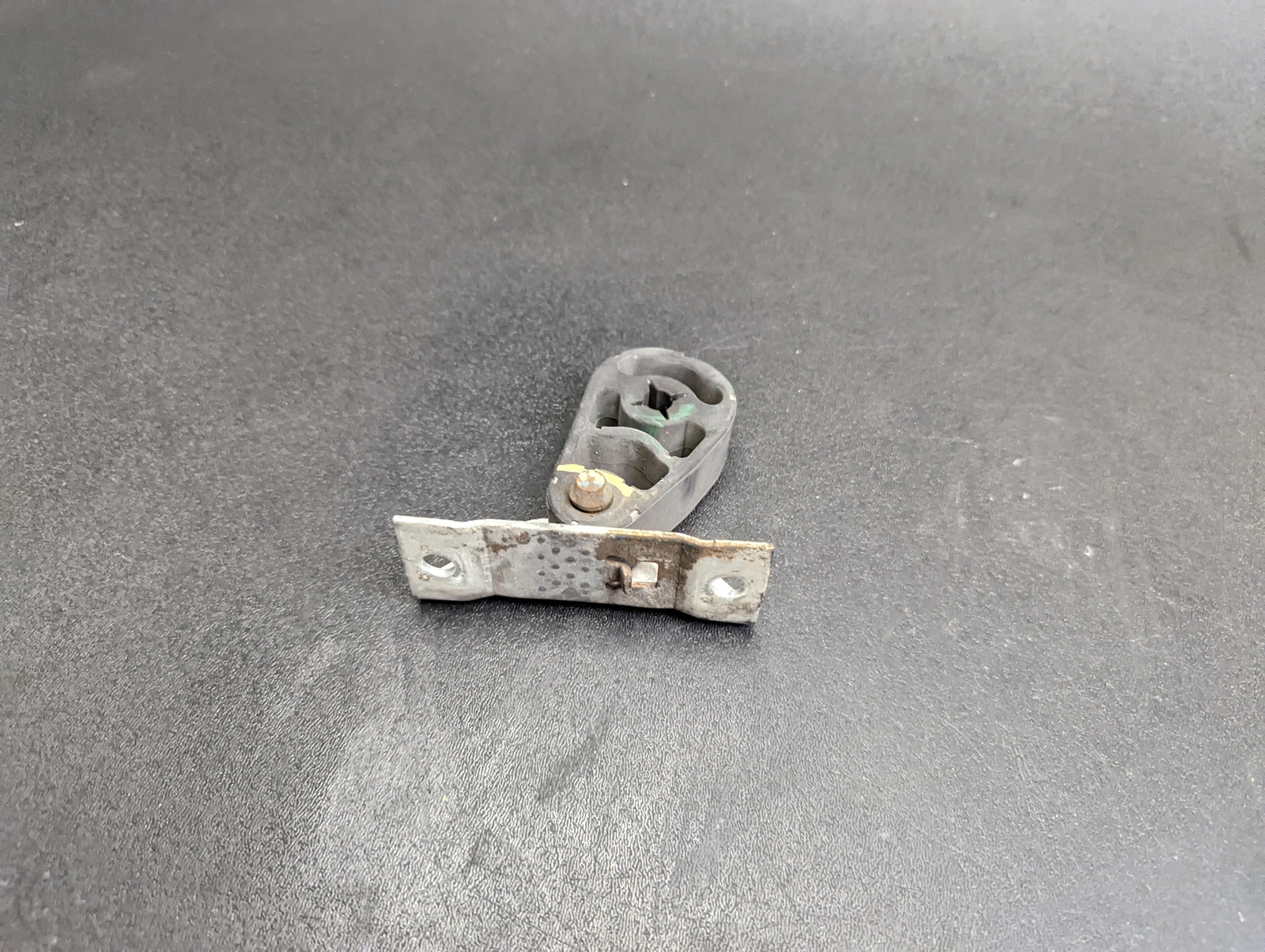 3PC Exhaust Muffler Hangers 2018 BMW X6 18207568777 2015 2016 2017 2019 ...