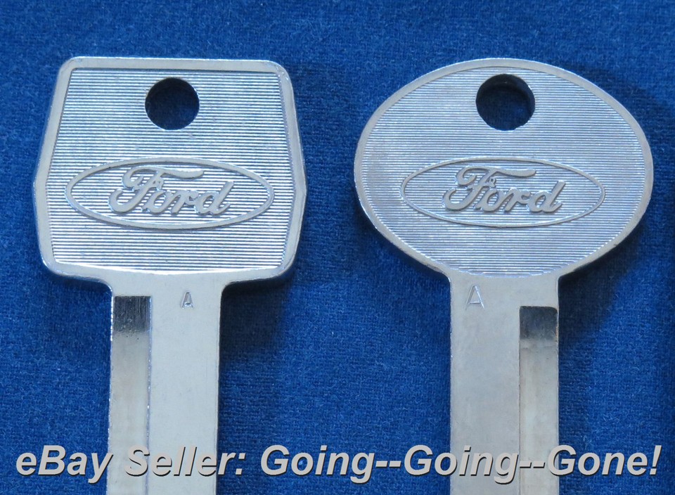 SET 2 ORIGINAL FORD KEY BLANKS 1167FD S1167FD SMALL HOLE 1966-1993 +VTG ...