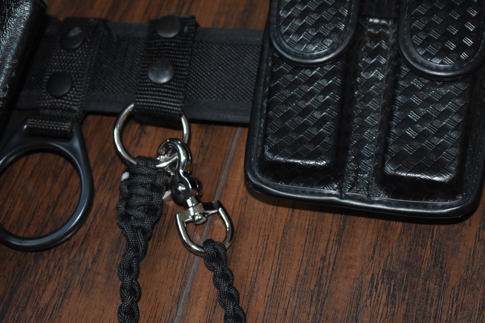 Corrections Officer/Deputy - Tactical 550 Paracord key Lanyard. | eBay
