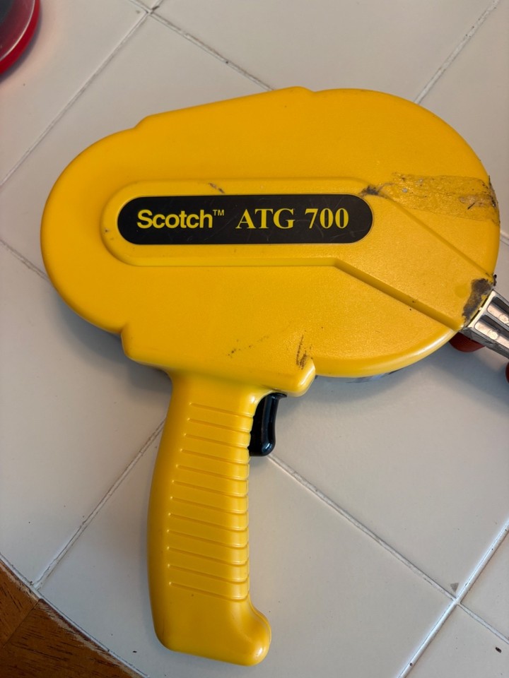 Scotch ATG 700 Adhesive Transfer Tape Applicator Dispenser Gun Tool ...