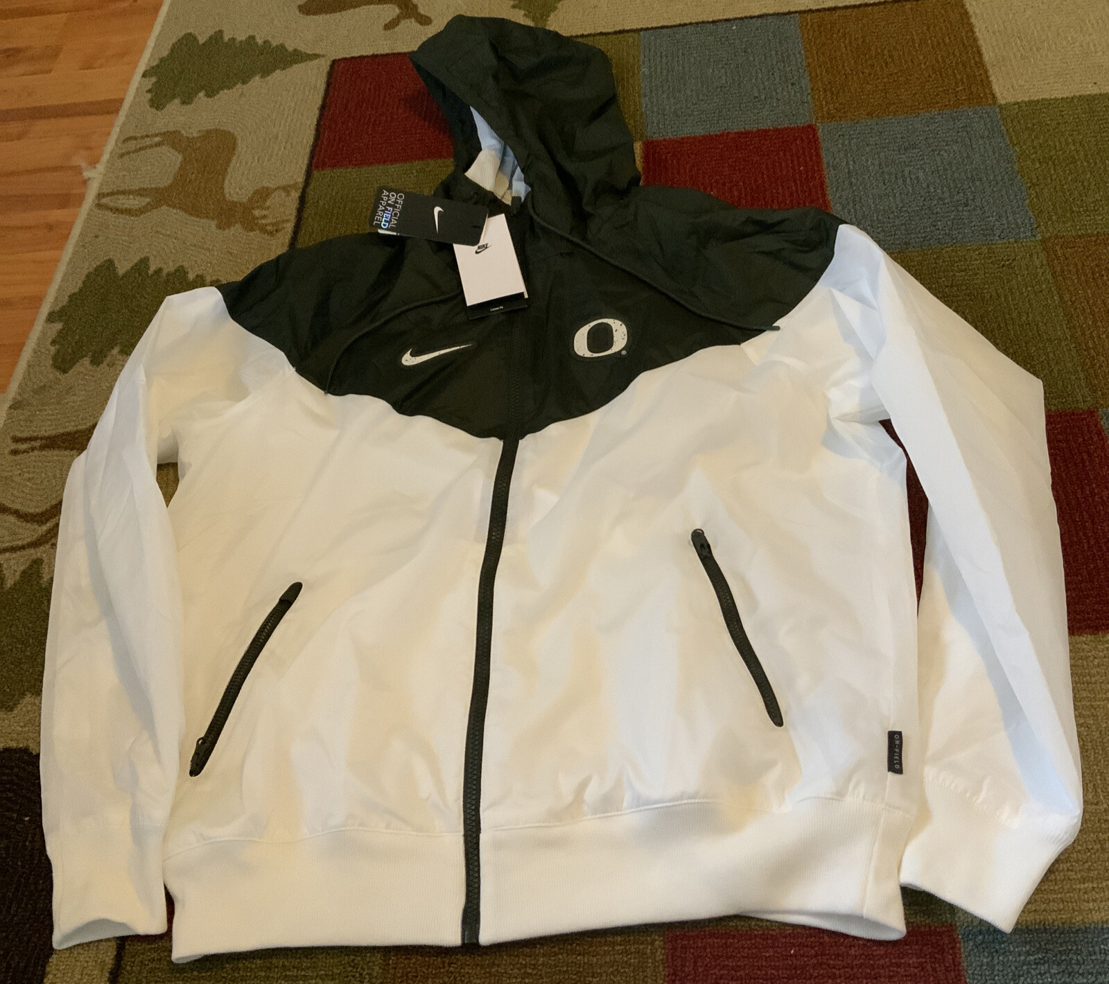 Nike Oregon Ducks Windrunner 2021 Men's Size XL 2021 Eggshell Loose Fit ...