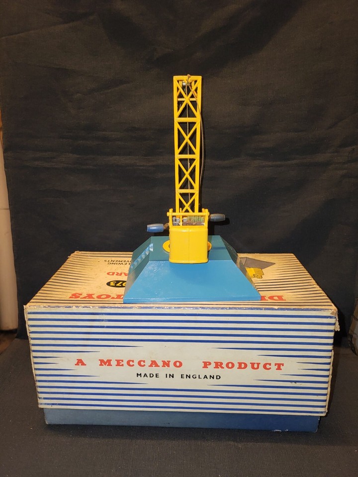 VINTAGE OLD CAST IRON 973 GOODS YARDS CRANE DINKY SUPERTOYS ENGLAND ...