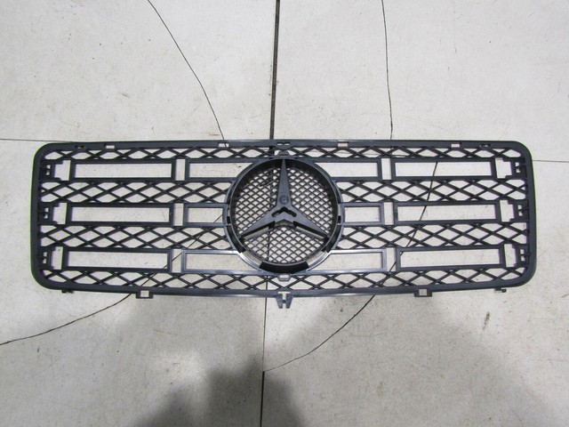 OEM Original MB MERCEDES W463 G Class Front Grille Silver A4638880223 ...